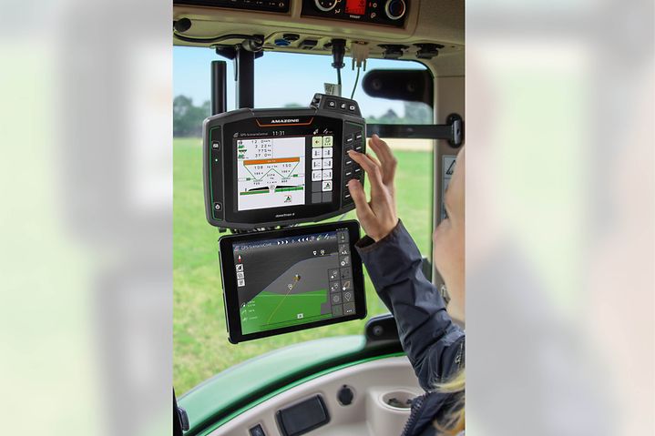 ISOBUS-Bedienterminal AmaTron 4