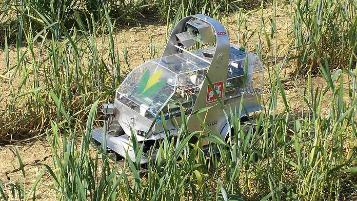 Autonome Landmaschinen, Präzisionstechnologien und Controlled Row Farming